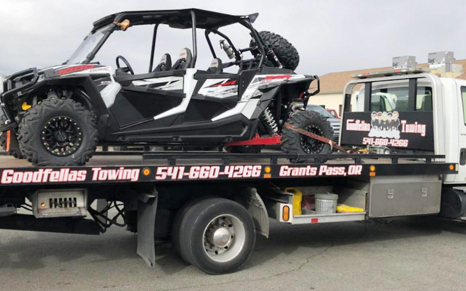 Emergency Towing | Goodfellas Towing